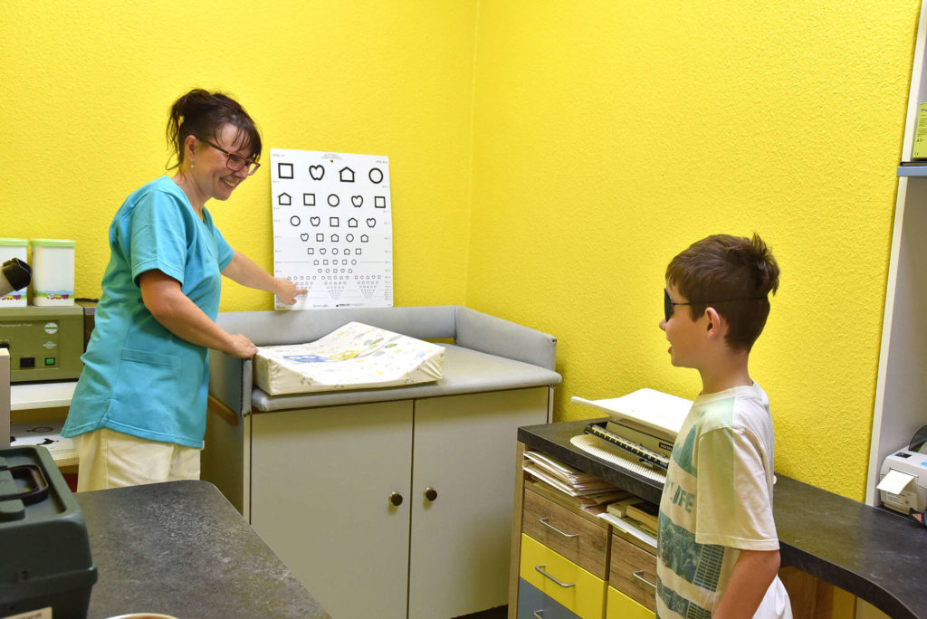 6-4 Leistung Augentest – Kinderarztpraxis Fuchs